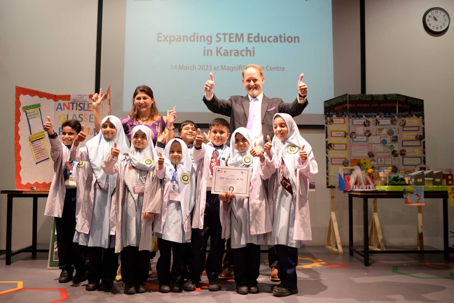 Stem education Karachi | MagnifiScience